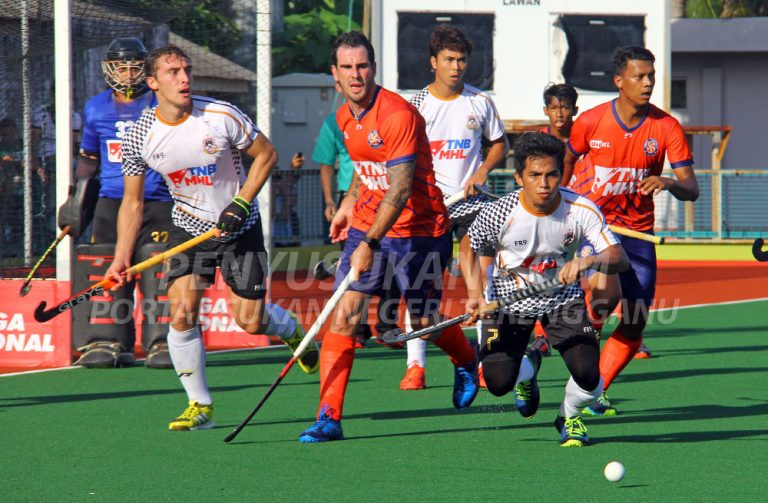 THT Lakar Sejarah Julang Piala Sumbangsih Sulung - BERITA SUKAN TERENGGANU | TERENGGANU SPORTS NEWS