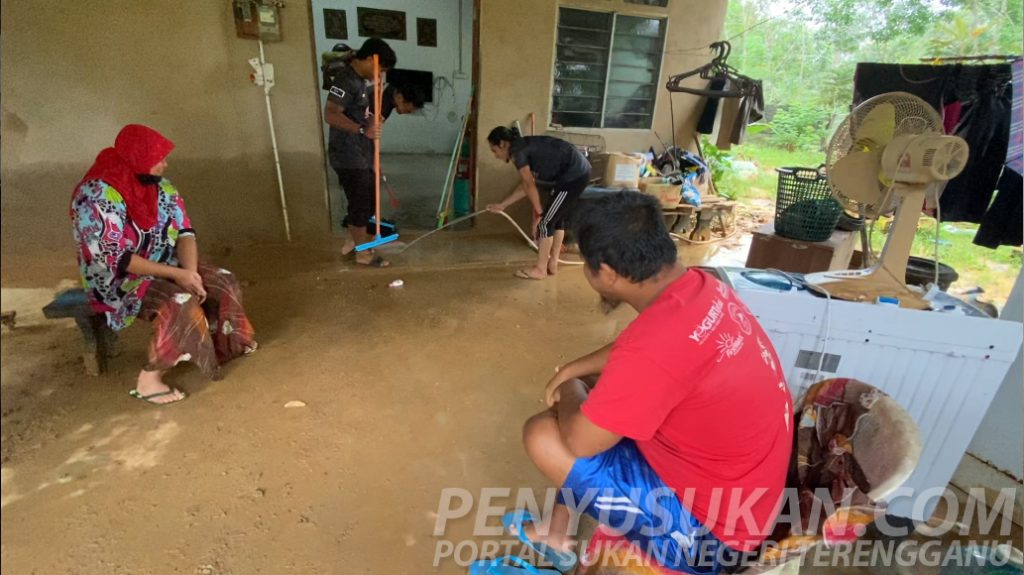 Atlet Ragbi Terengganu Bantu Mangsa Banjir - BERITA SUKAN TERENGGANU ...